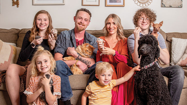 Full House - Owensboro Parent Magazine